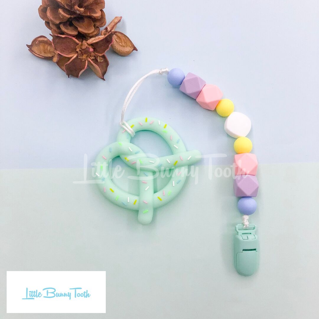 Pacifier Clip Set - Mint Pretzel (MP003) – Little Bunny Tooth